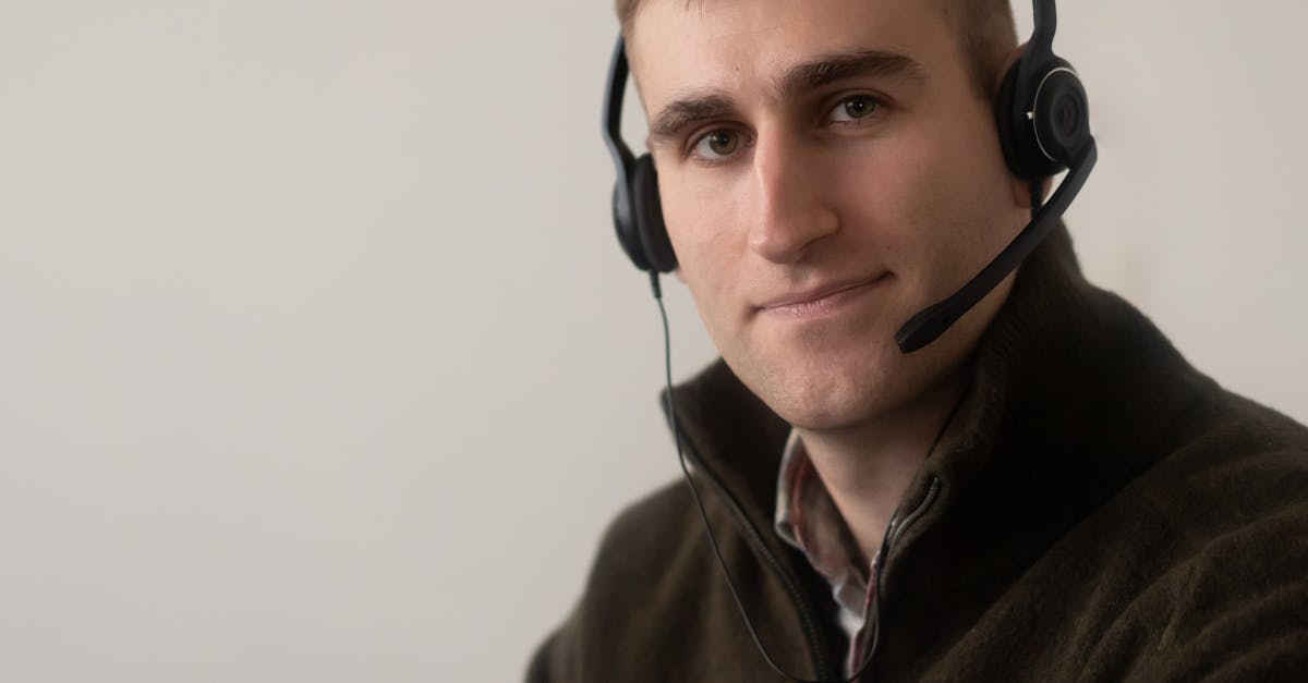 What is a lead generation call center?